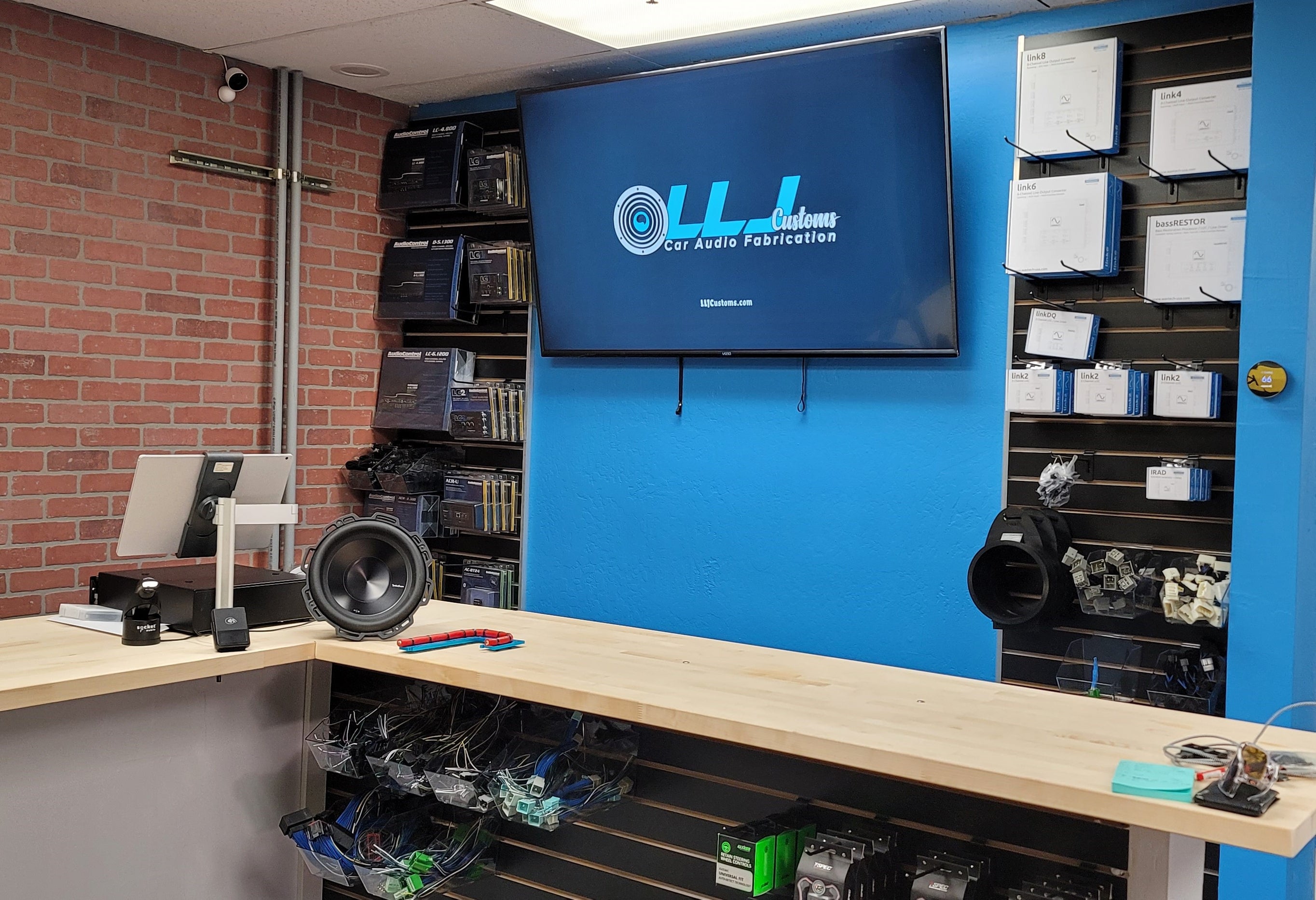 LLJ Customs Car Audio Home Page — LLJ Customs Car Audio Fabrication